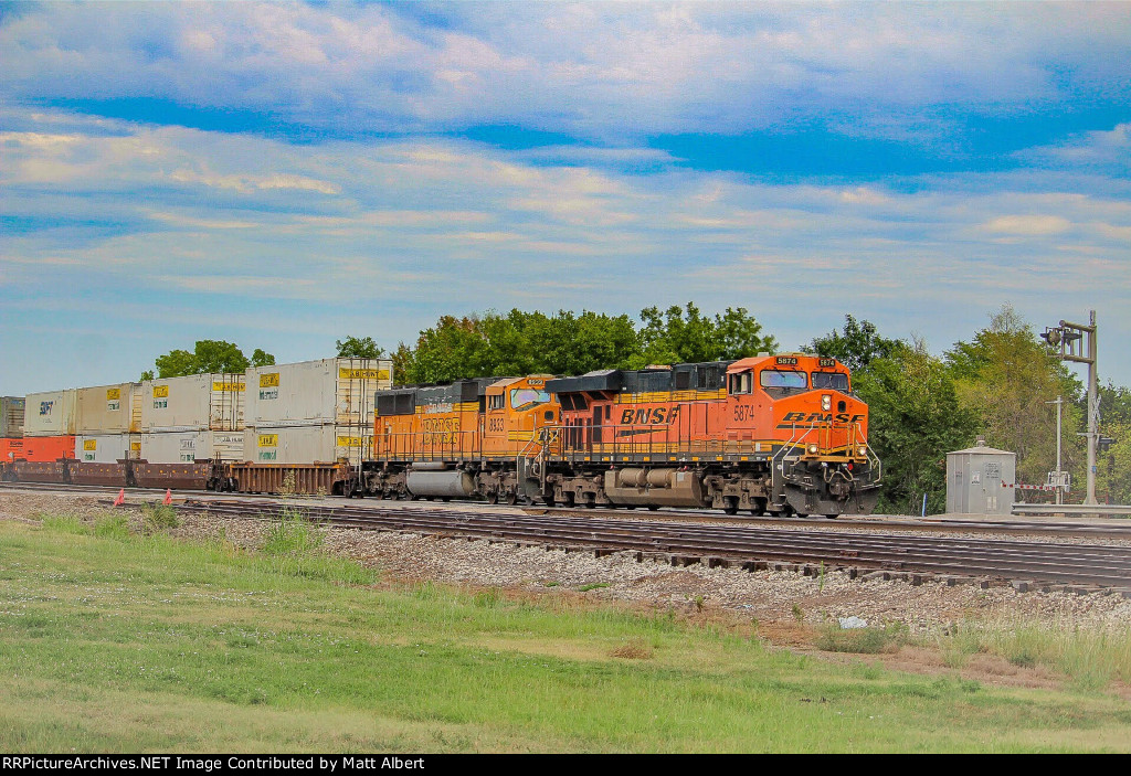 BNSF 5824